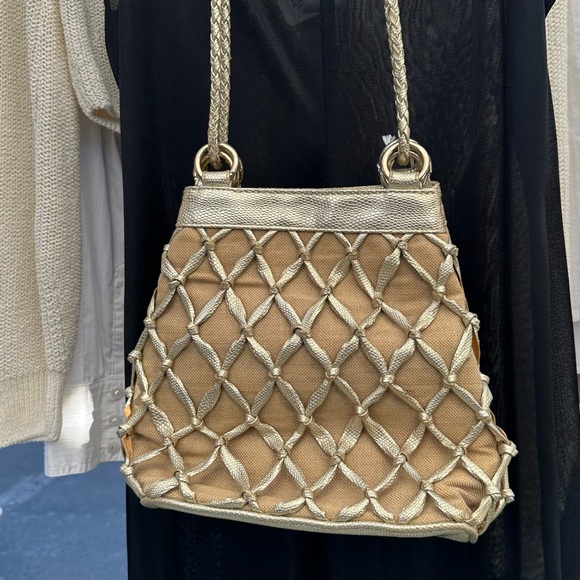 Tiannl | Bags | Vintage Tiannl Italian Gold Woven Faux Leather Purse ...
